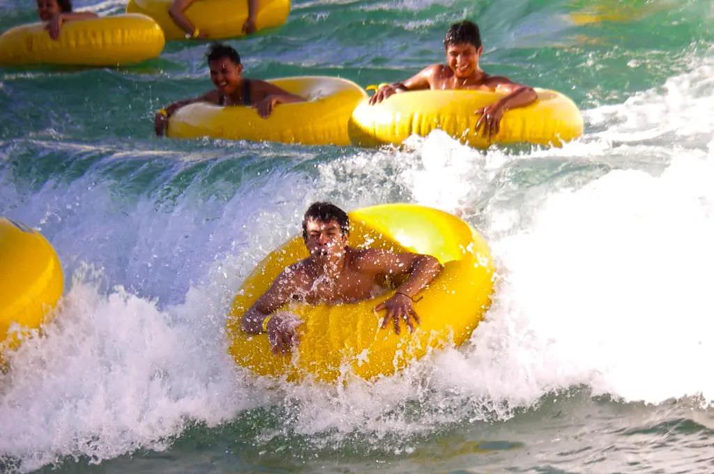 WaveMaker Action River - WAVEMAKERS - Wavesurfer